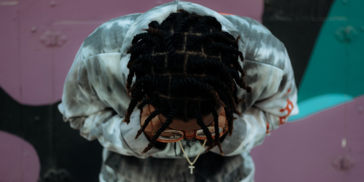 10 Best Loc Styles For Short Hair (Short Dreads For Men)