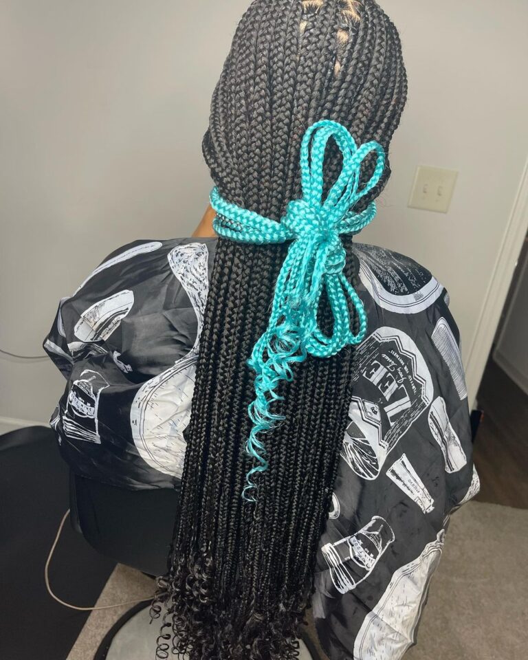 26 Stunning Peekaboo Braids Styles + Colors & Styling Guide