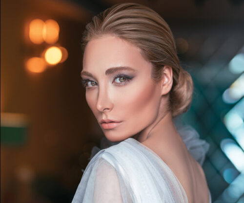 How To Wear Quaffed Hair: Classy Coiffed Hair Styles