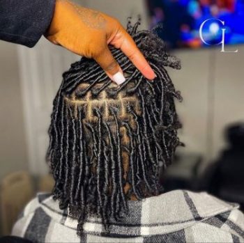 8 Best Starter Locs For Men Methods + Styling Tips
